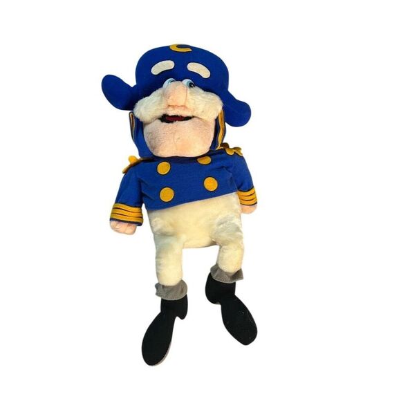 Quaker Oats | Toys | Vintage Capn Crunch Plush Doll Medium 424 Quaker ...